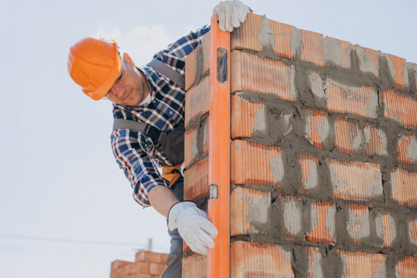 Different Types Of Bricks Used In The UK: Engineering, Facing, Commons ...